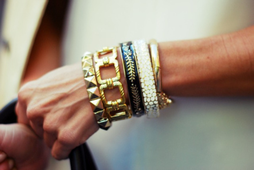Fashionable Friday: Stacked Bangles - Design Chic Design Chic