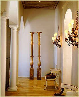 Things We Love: Freestanding Columns - Design Chic Design Chic