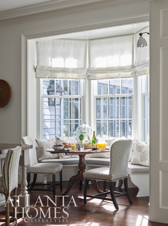 House Tour: Reviving a Classic - Design Chic