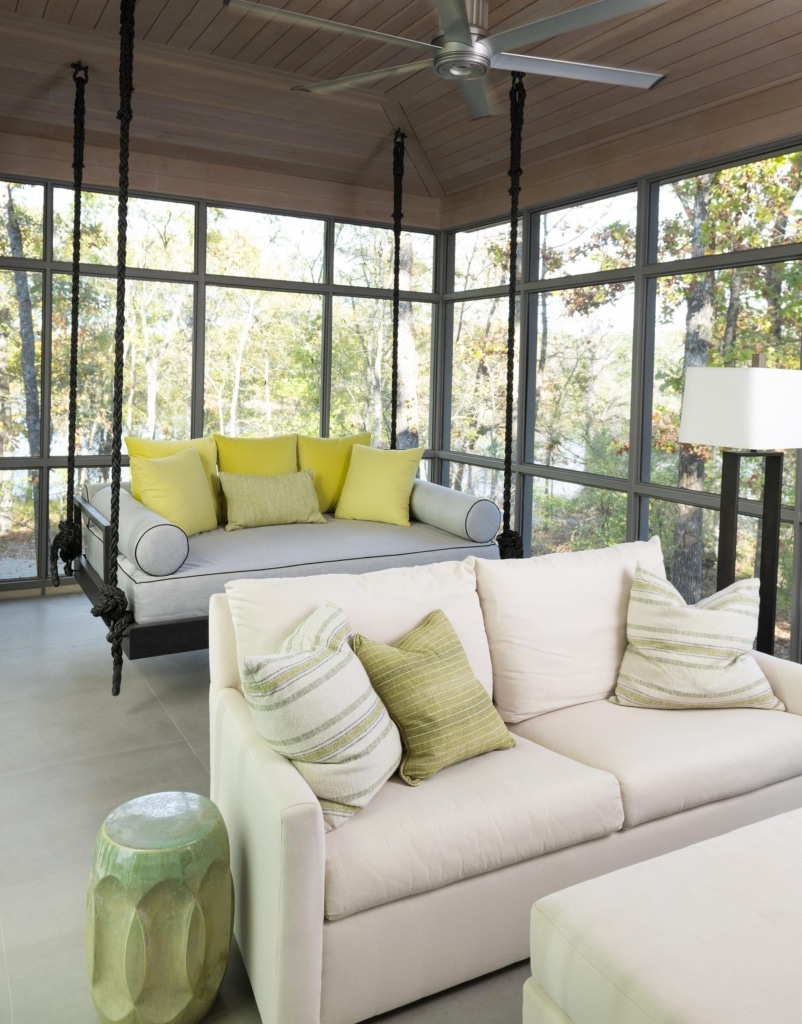 House Tour: Stunning Glass House Design in East Texas - Design Chic