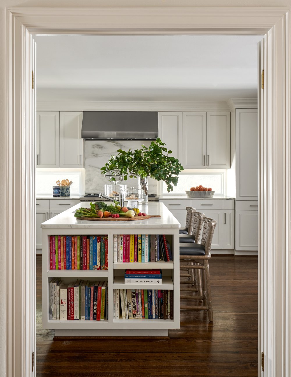 How to Add a Pop of Color to Your Kitchen - Design Chic