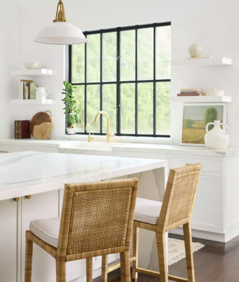 Timeless Charm: Tour a Classic Farmhouse - Design Chic